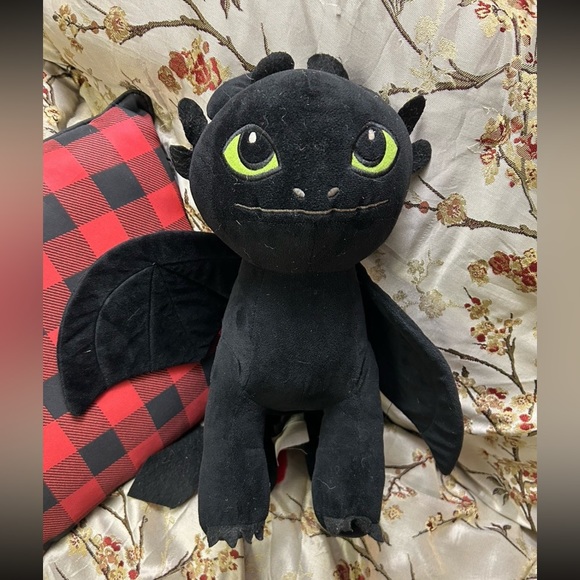 Dreamworks | Toys | Toothless Shaped Cuddle Pillow Buddy | Poshmark